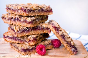 Whole-Grain Raspberry Energy Bar Recipe | Life by Daily Burn