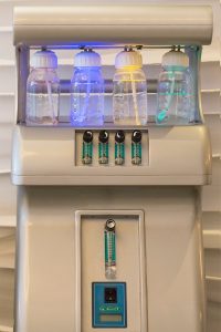 Celebs Are Getting Energy Boosts from Oxygen Therapy, Should You Try ...